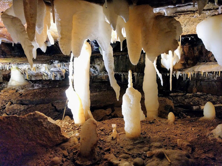 Ohio Caverns: A Quick Day Trip To Experience Total Darkness And See ...
